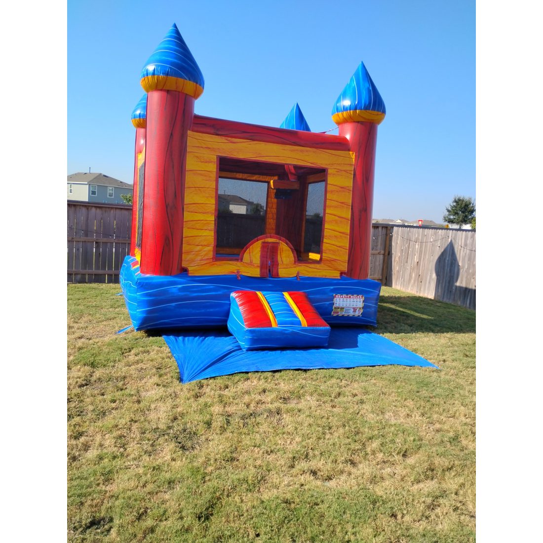 Royalty Castle Bounce House - Krazy Jumpers Inflatables